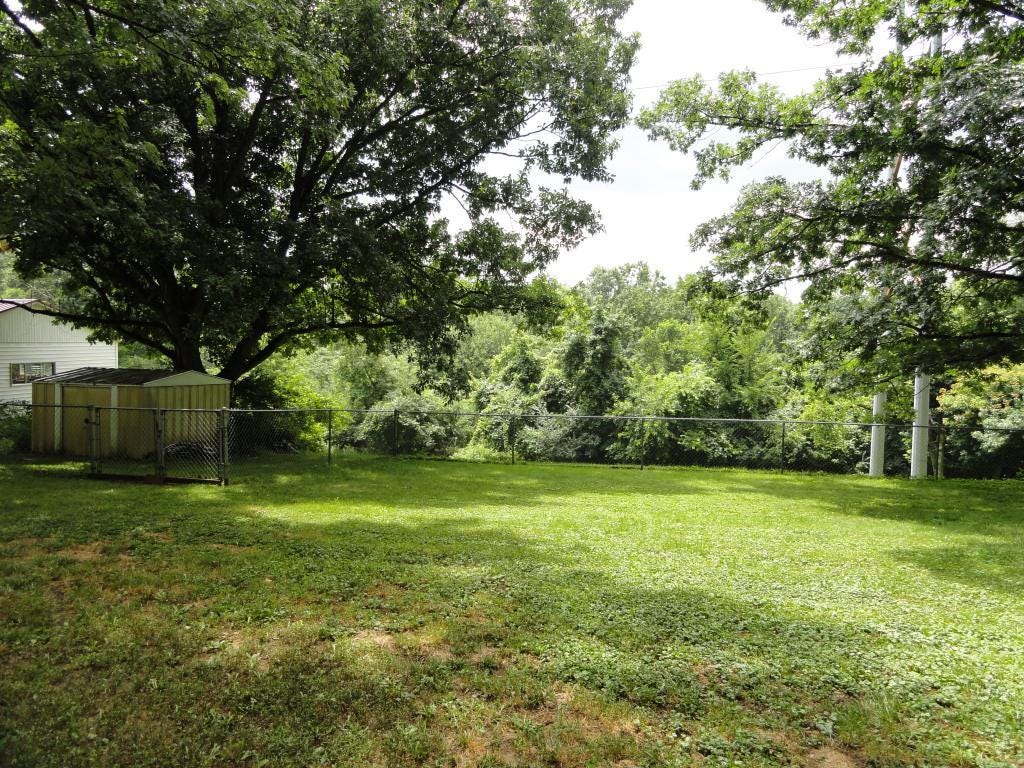 1405 W Highland Place, Decatur, IL 62526