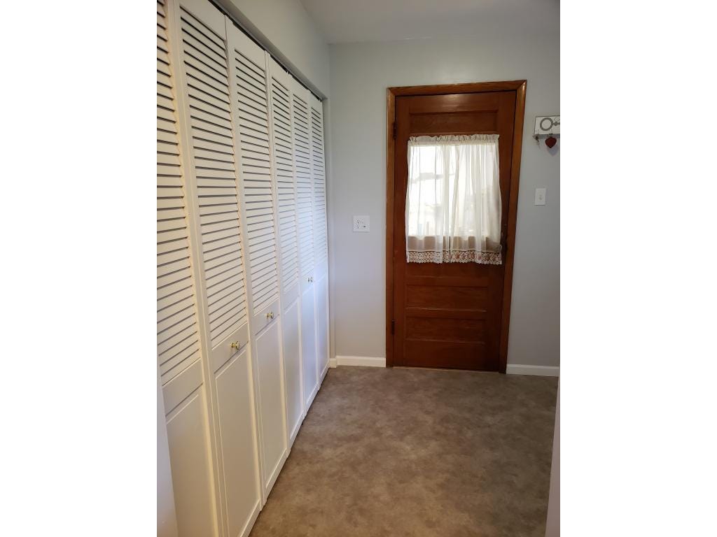 1405 W Highland Place, Decatur, IL 62526