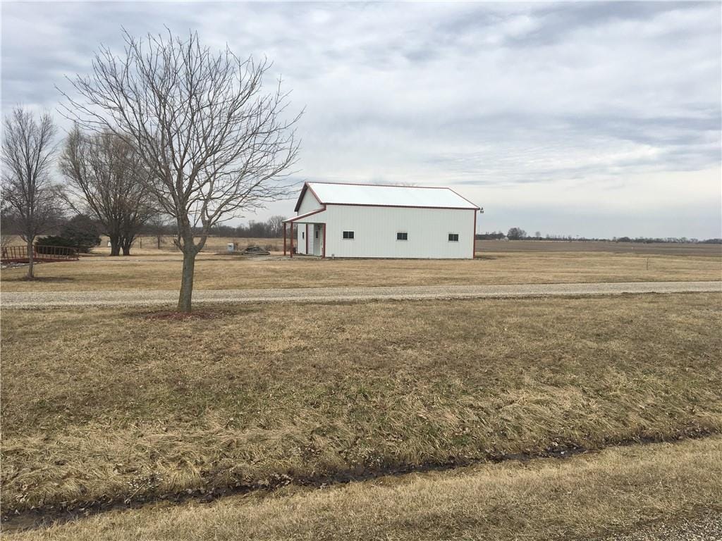 8687 County Road 150n, #E, Lerna, IL 62440