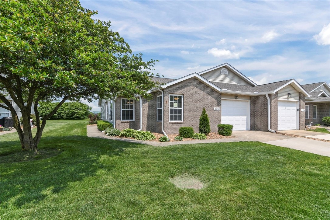 4776 Arbor Court, Decatur, IL 62526