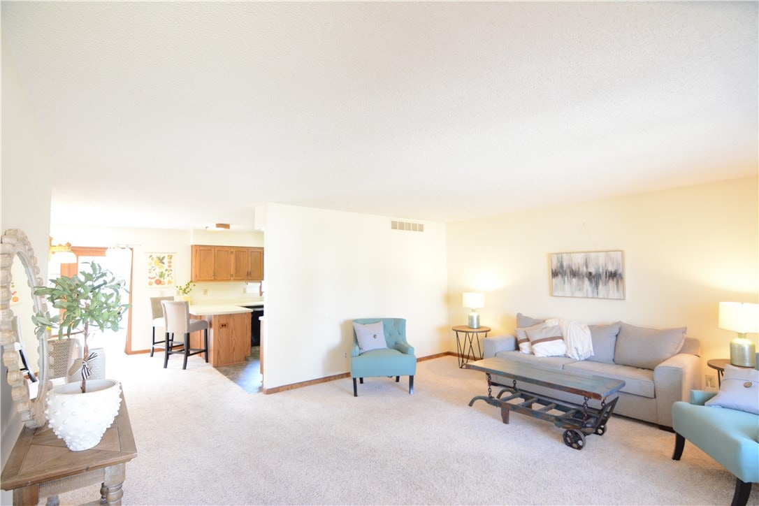 1910 Carl Court, Decatur, IL 62526