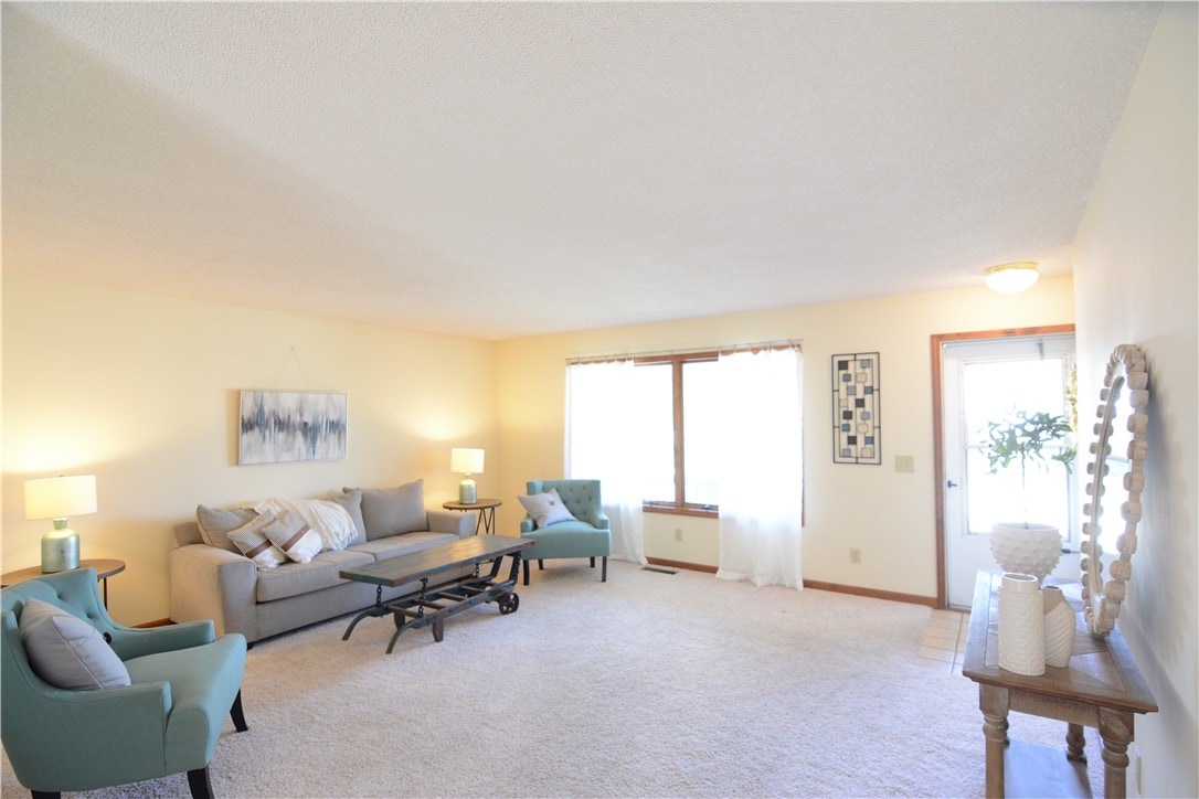 1910 Carl Court, Decatur, IL 62526