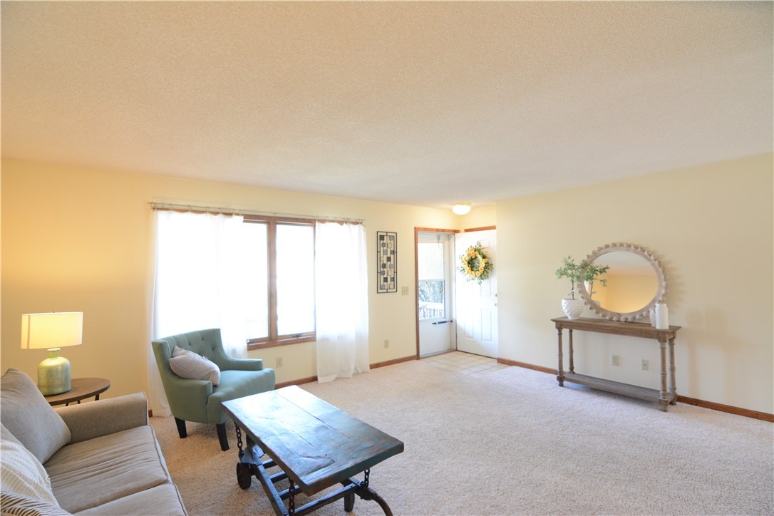 1910 Carl Court, Decatur, IL 62526