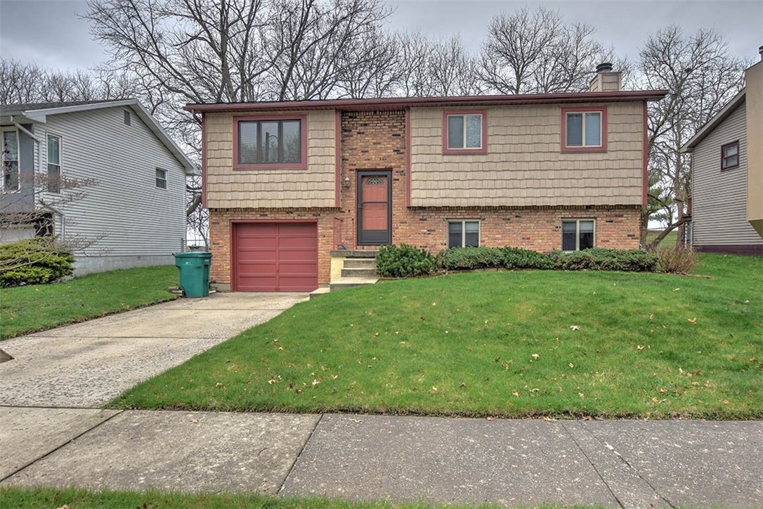 3654 Plover Drive, Decatur, IL 62526