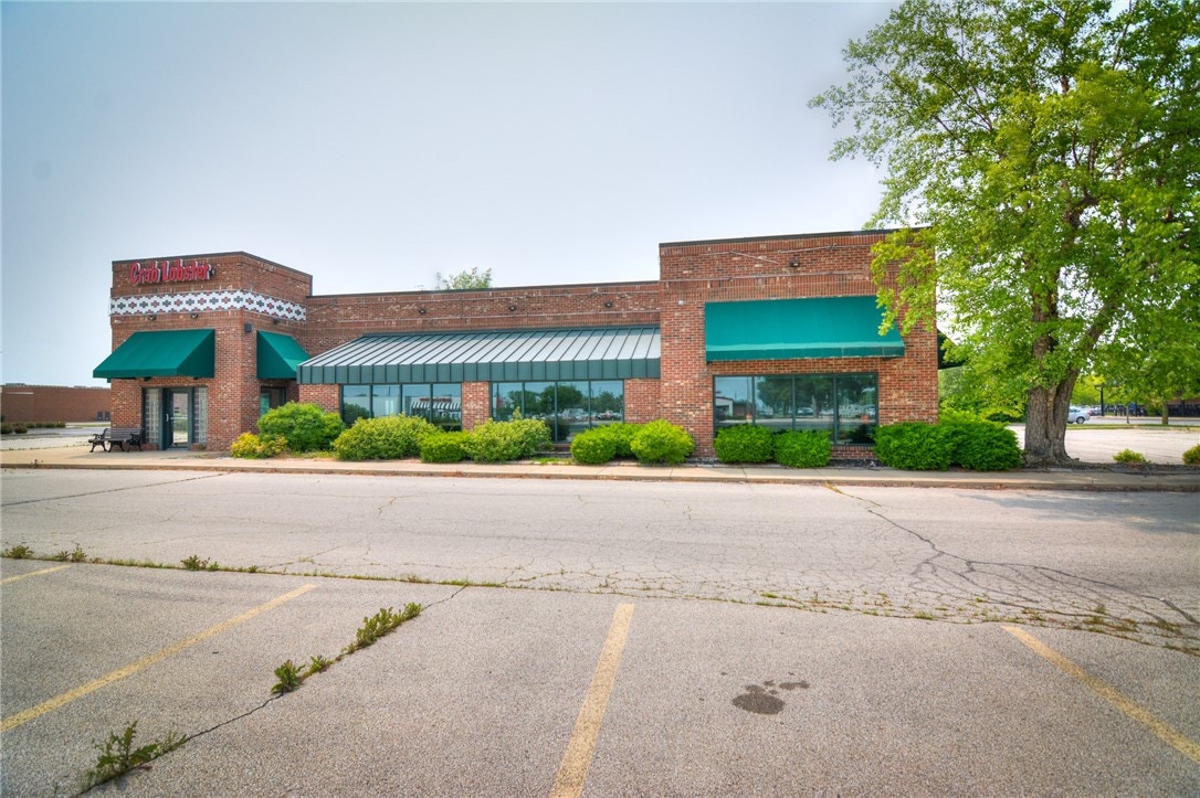 927 Route 51, Forsyth, IL 62535 | MLS # 6252348