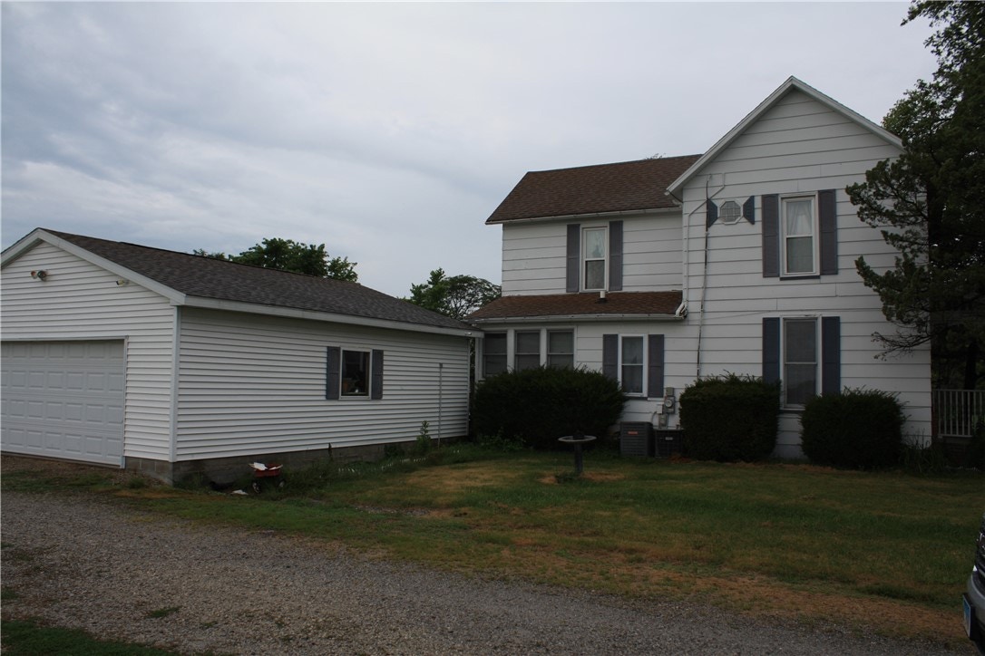 235 E 150 North Road, Hammond, IL 61929