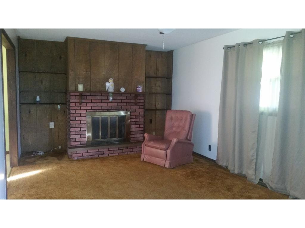 105 East Street, Redmon, IL 61949