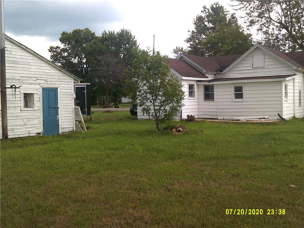 1401 Broad Street, Edgewood, IL 62426